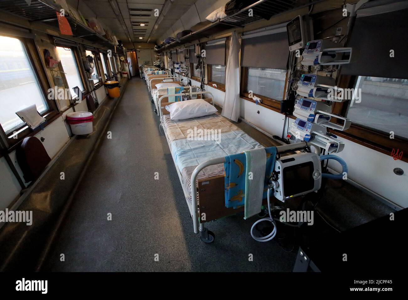 Medical train hi-res stock photography and images - Alamy