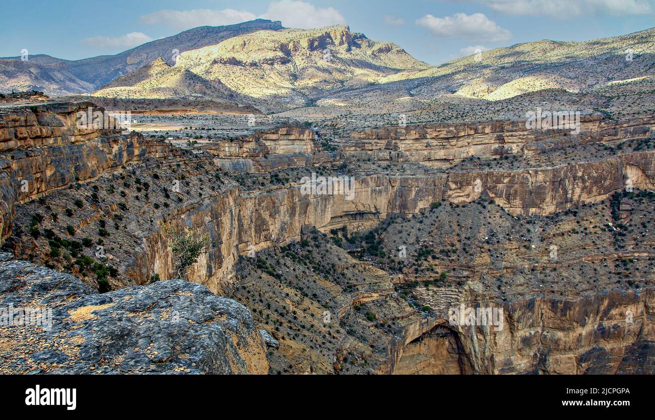 Scary landscape hi-res stock photography and images - Alamy