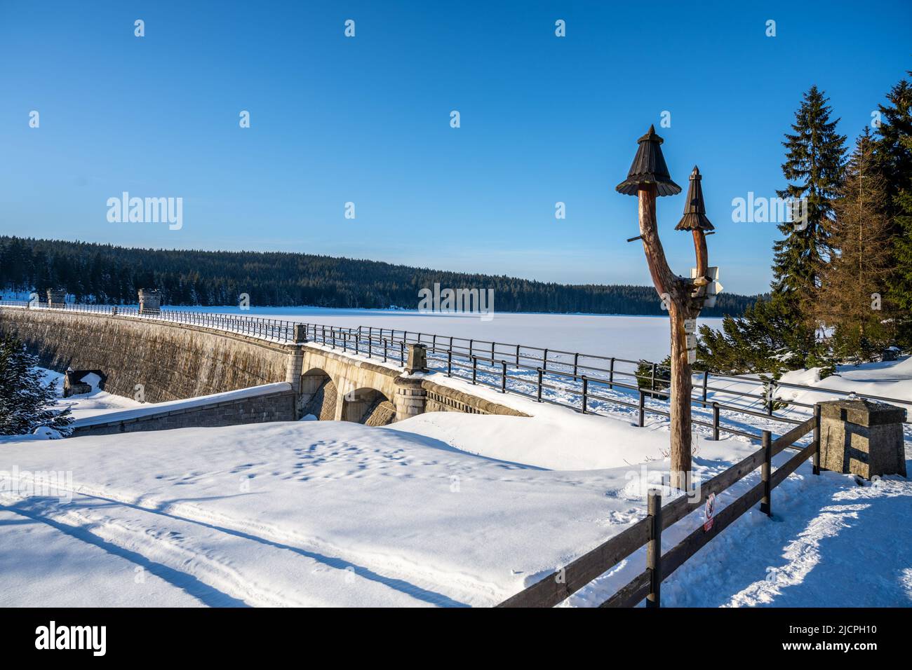 Dam winter architecture hi-res stock photography and images - Alamy