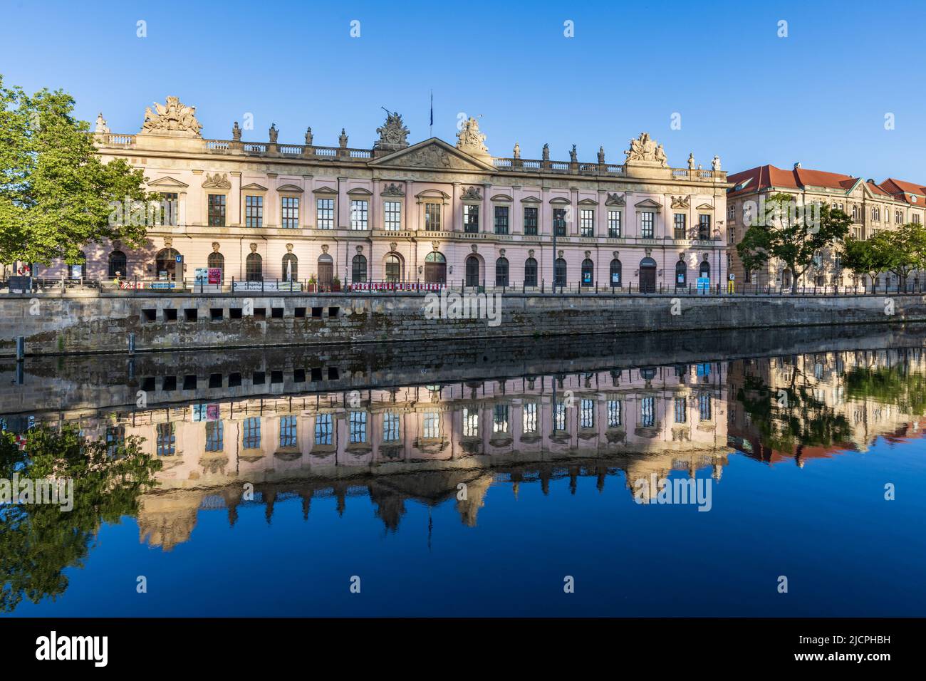 German Historical Museum and buildings reflected in the Spreekanal in ...