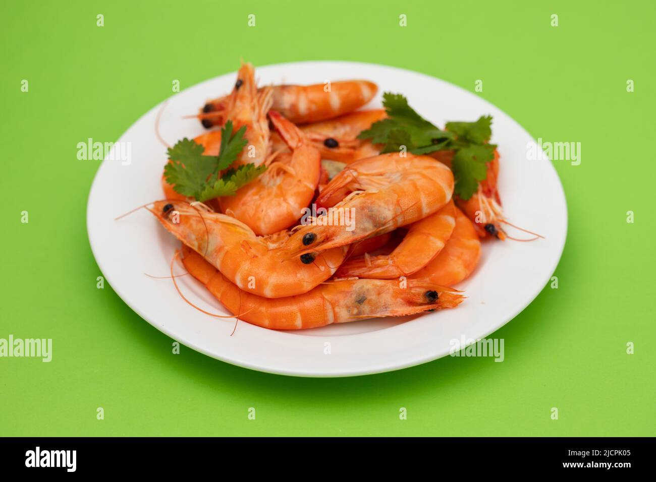 Fresh small river shrimps hi-res stock photography and images - Alamy