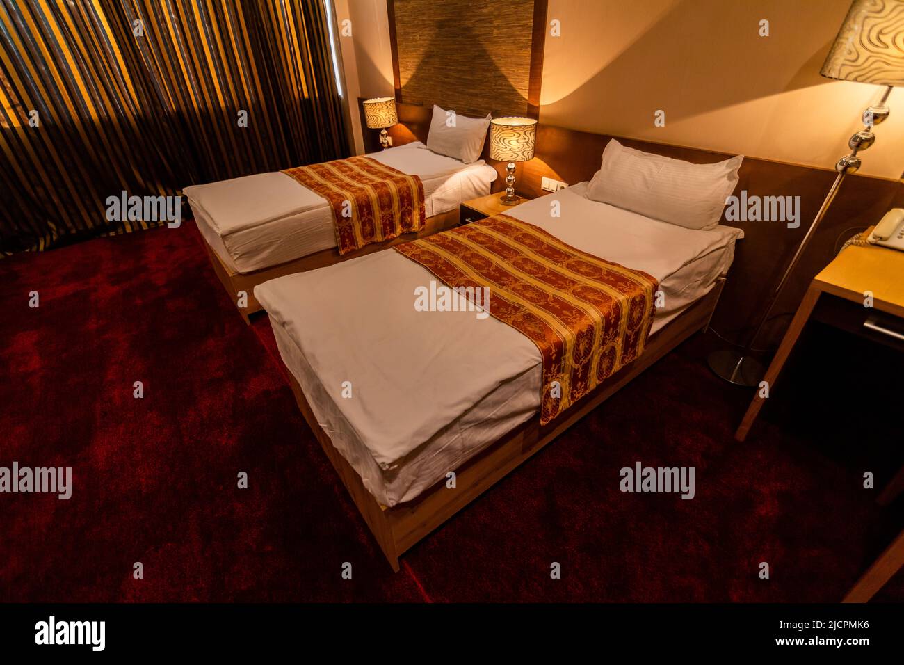 Standard Twin Room in hotel Stock Photo - Alamy