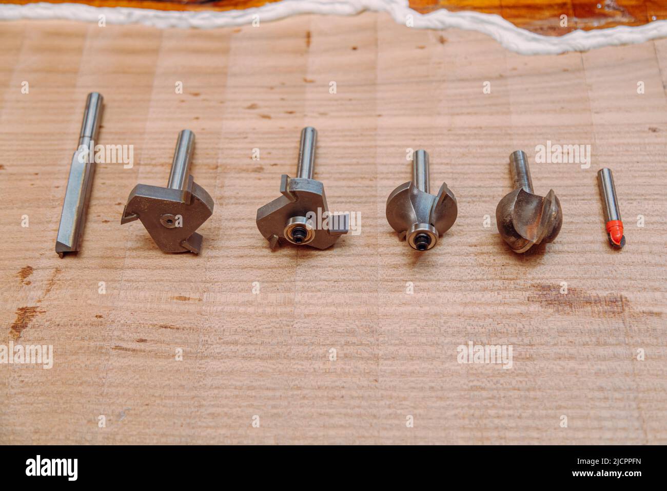 Close drill drills wooden board hi-res stock photography and images - Alamy