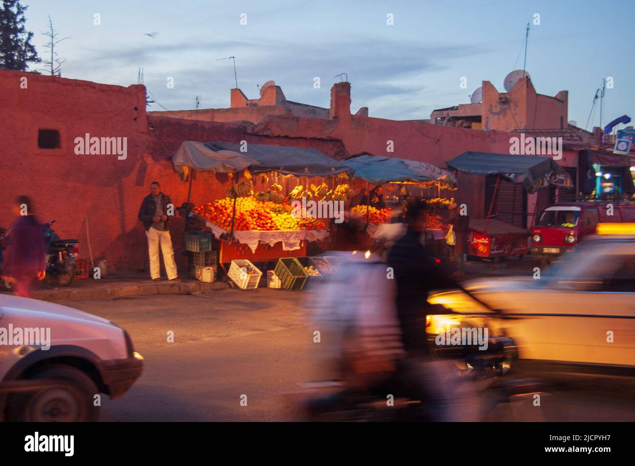 Marrakesh streets hi-res stock photography and images - Alamy