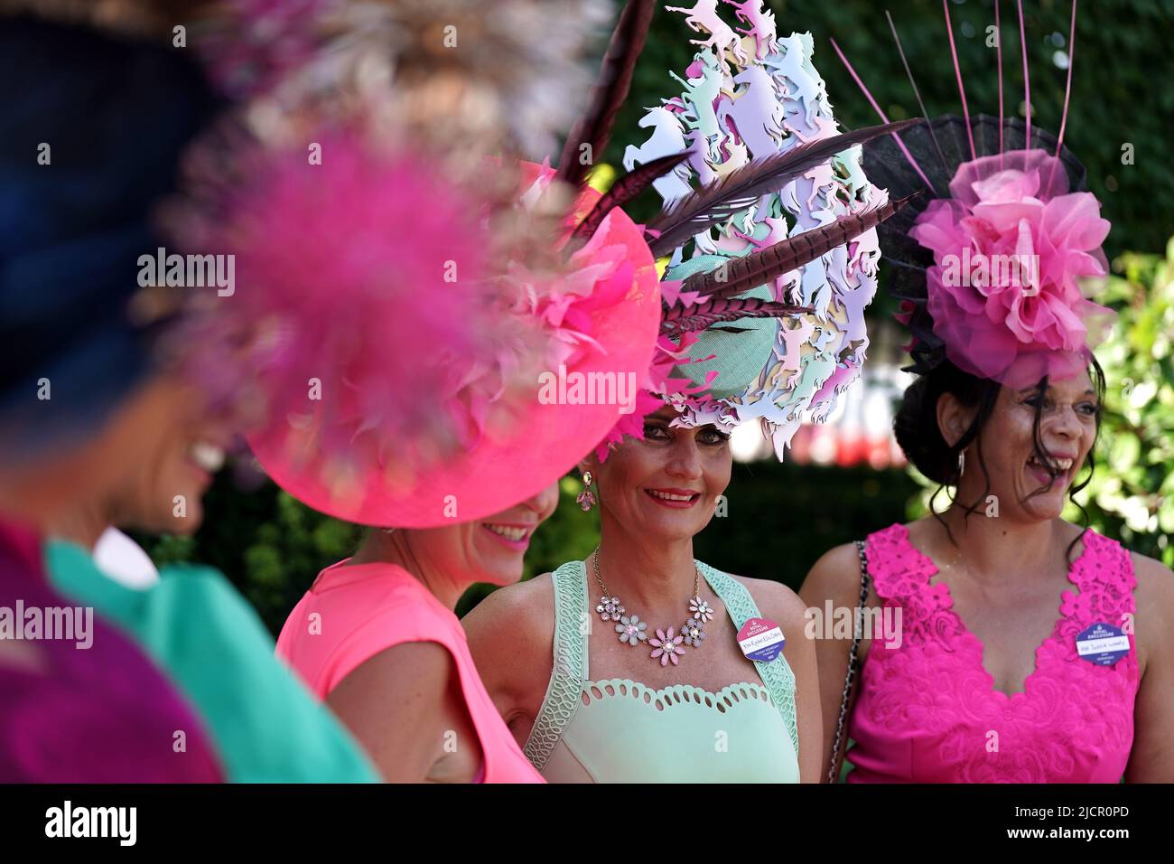 Rachel ellis oates hi-res stock photography and images - Alamy