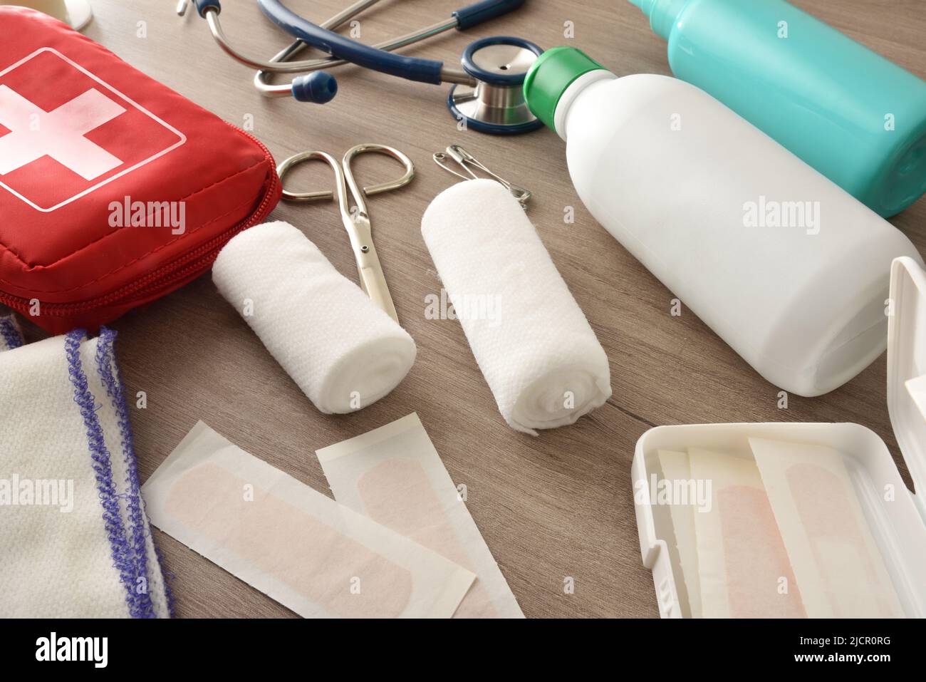 Hospital emergency rapid basic assistance portable medical equipment on ...