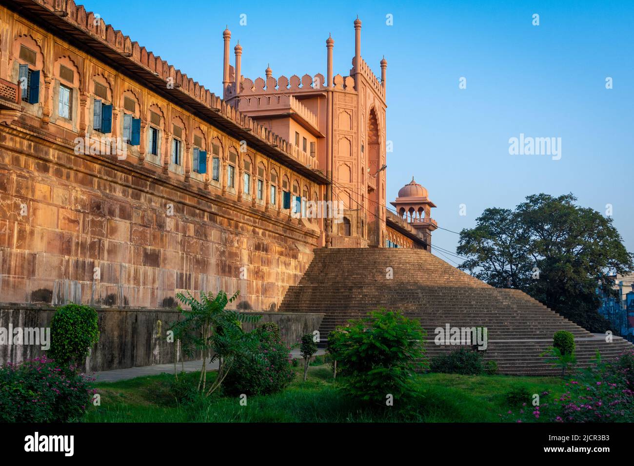 Taj Ul Masajid, Bhopal, Madhya Pradesh, India. One of the largest ...