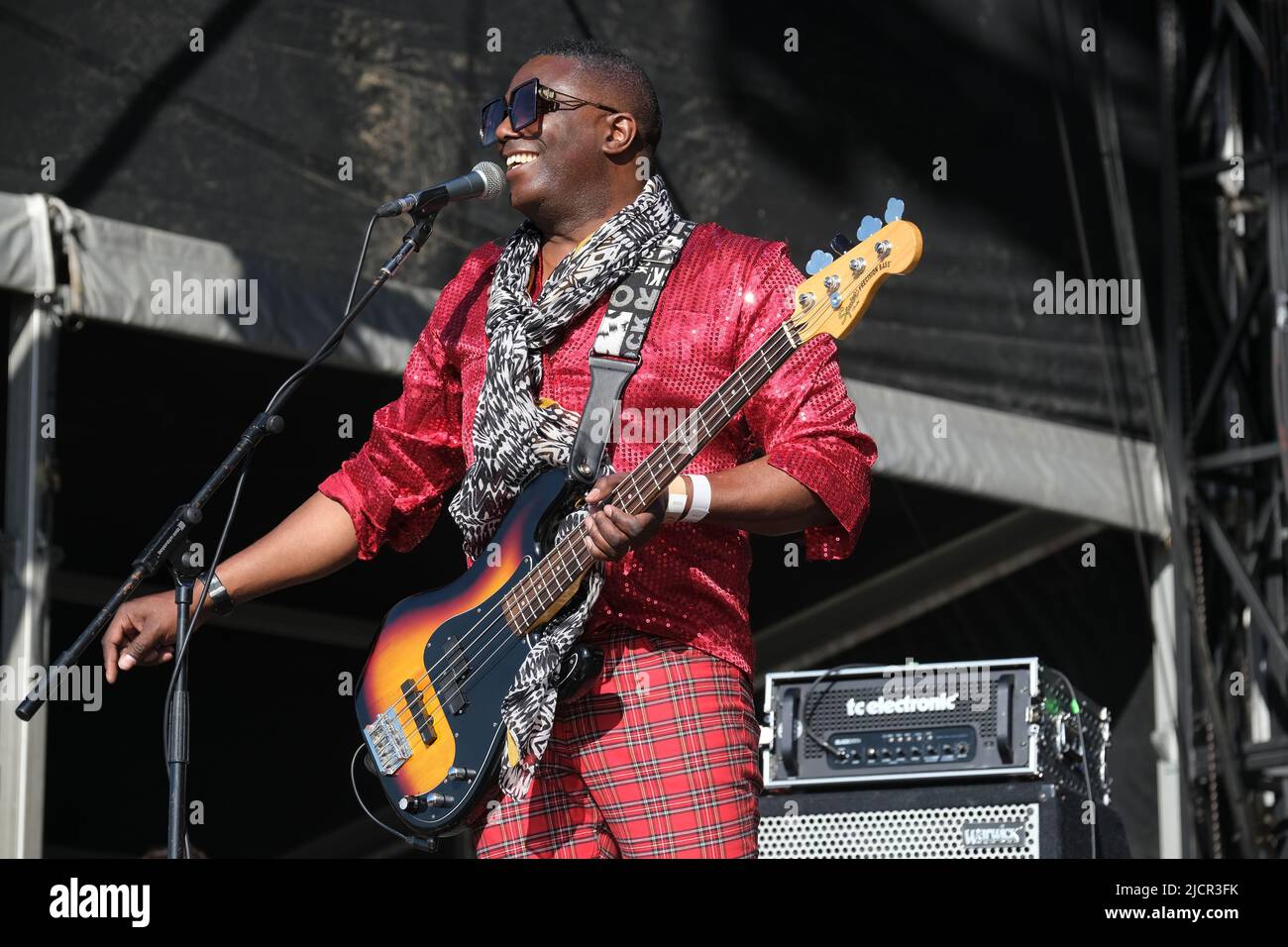 Andrew levy brand new heavies hi-res stock photography and images - Alamy