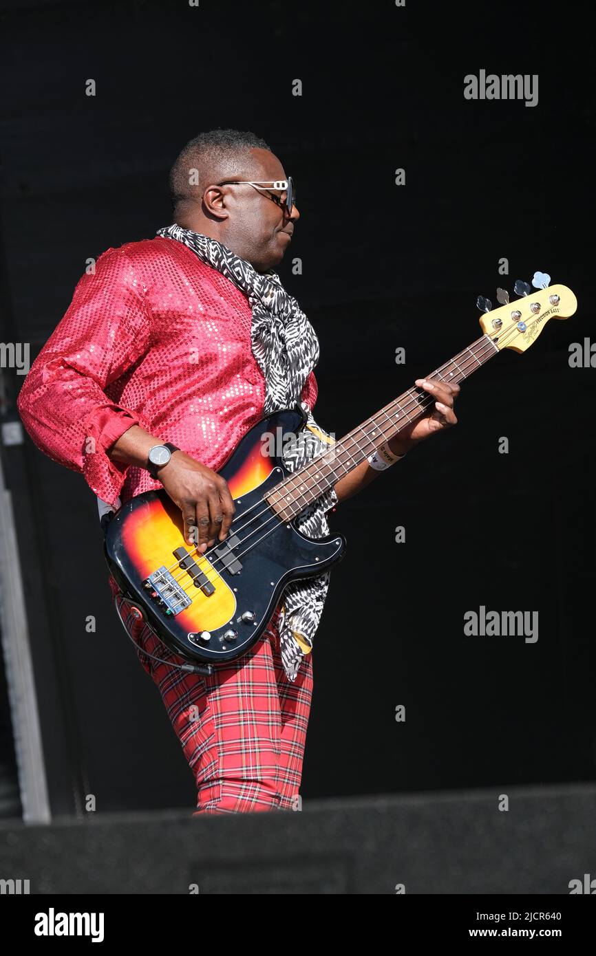 Andrew Levy of the Brand New Heavies performing at the Cambridge Club ...