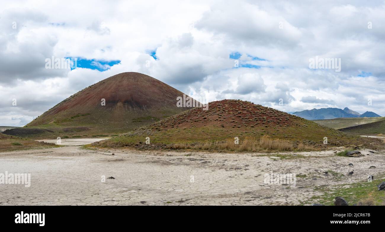 Secondary cone volcanoes inside the Meke Crater. Konya, Türkiye Stock ...