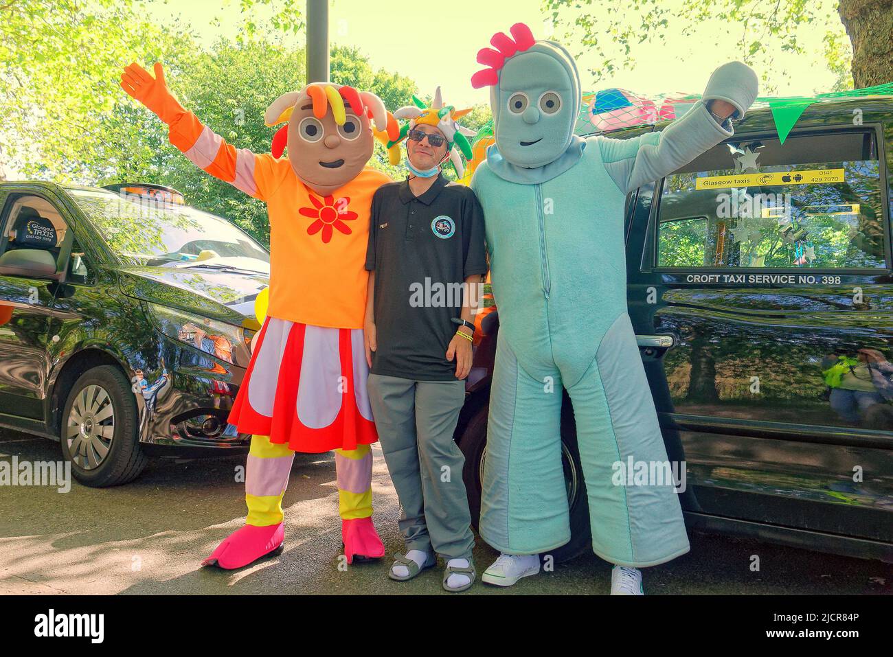 Glasgow taxi outing to troon hi-res stock photography and images - Alamy