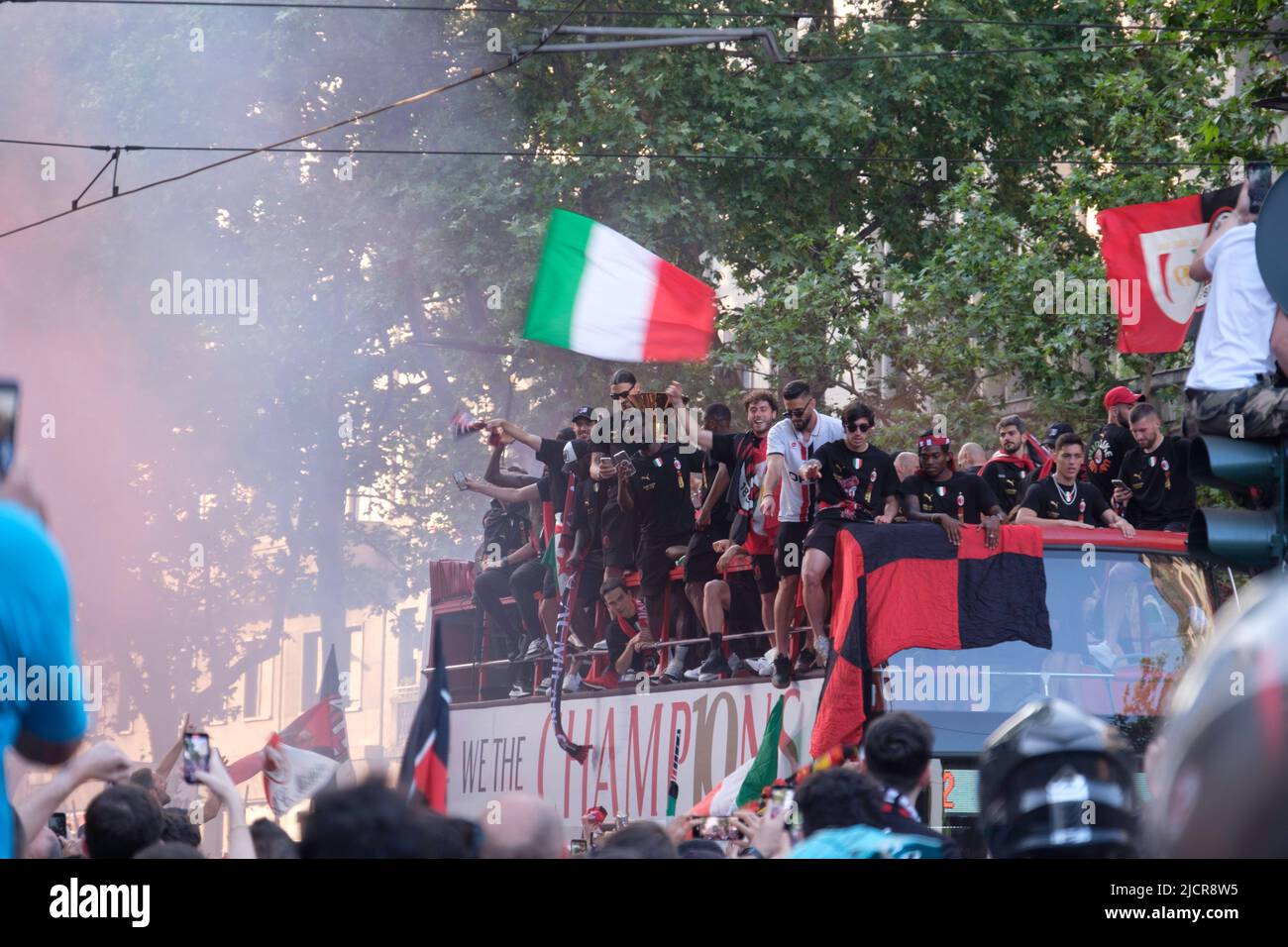 The AC Milan players parade through the corso Sempione in Milan to ...