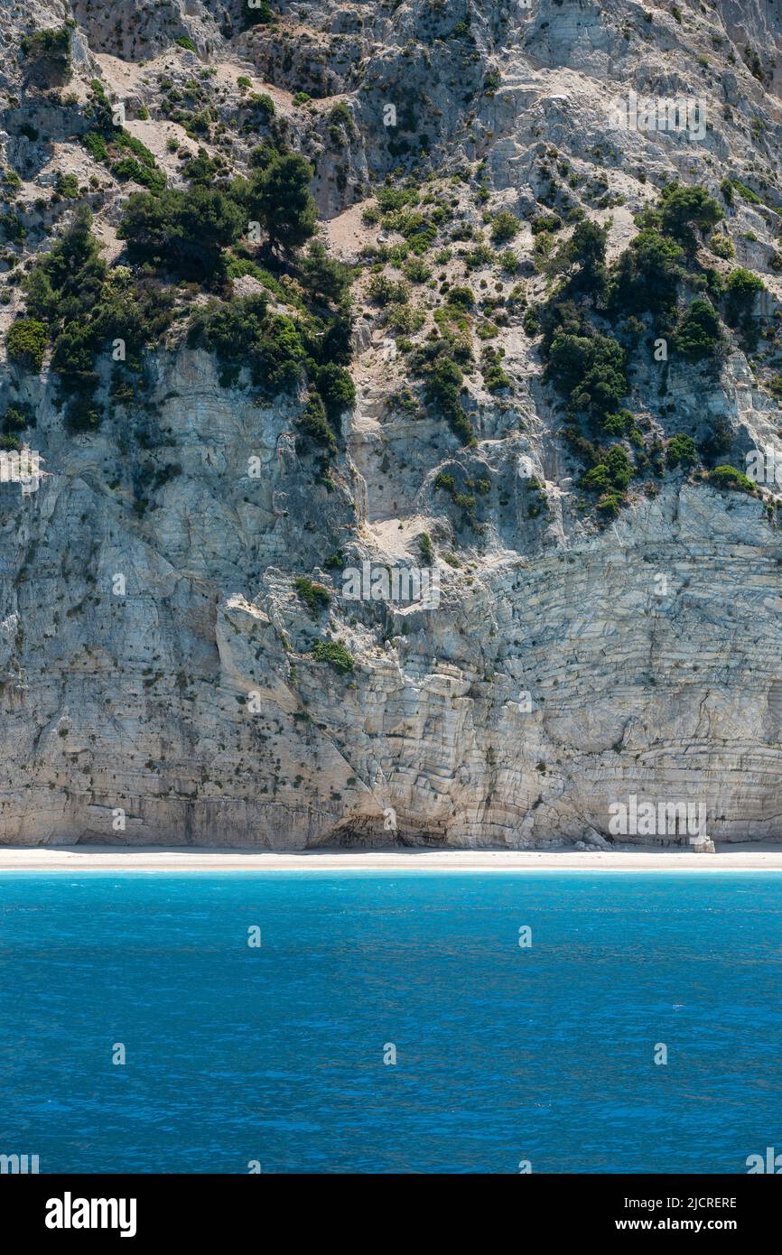 Beautiful wild rocky coastline hi-res stock photography and images - Alamy