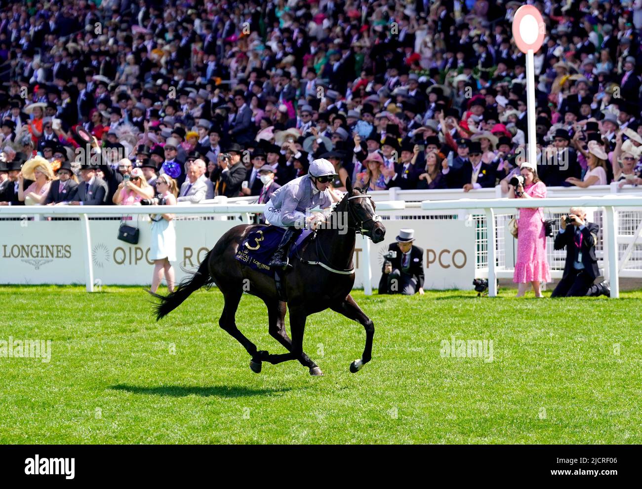 Dramatised ascot hi-res stock photography and images - Alamy