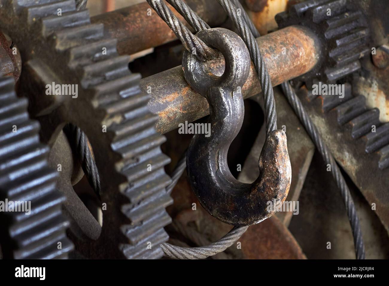 Wire rope sling hi-res stock photography and images - Alamy