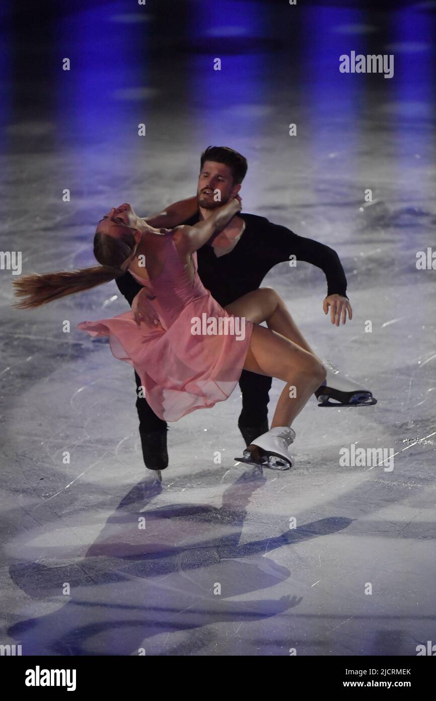 Moscow. Figure skaters Ivan Bukin and Aleksandra Stepanova on Evgeny ...