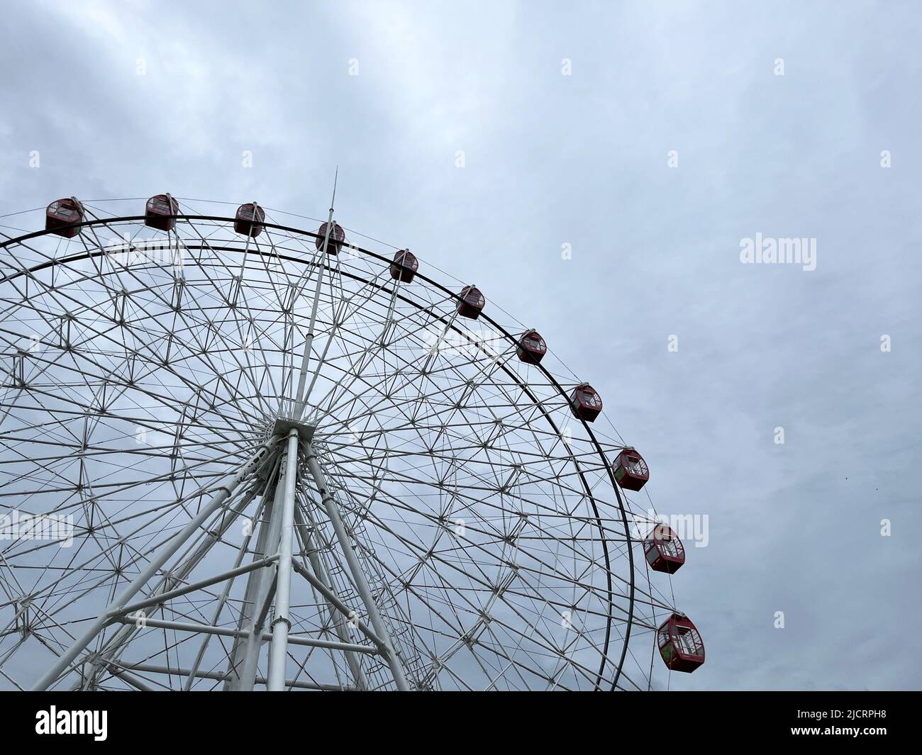 Ferris wheel or Ferris wheel is a mechanical attraction in the form of ...