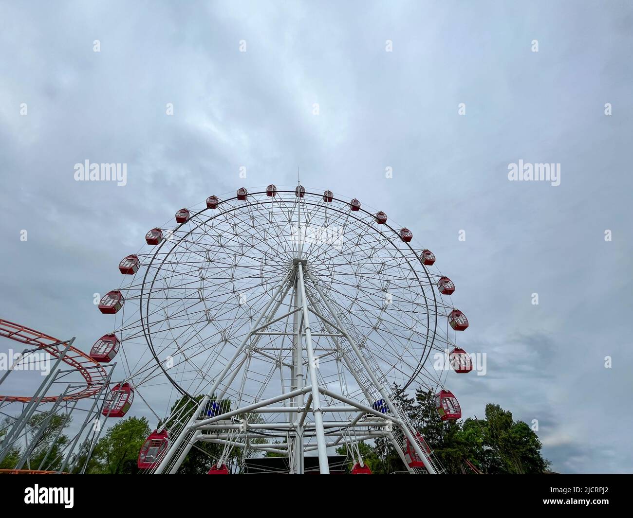 Ferris wheel or Ferris wheel is a mechanical attraction in the form of ...