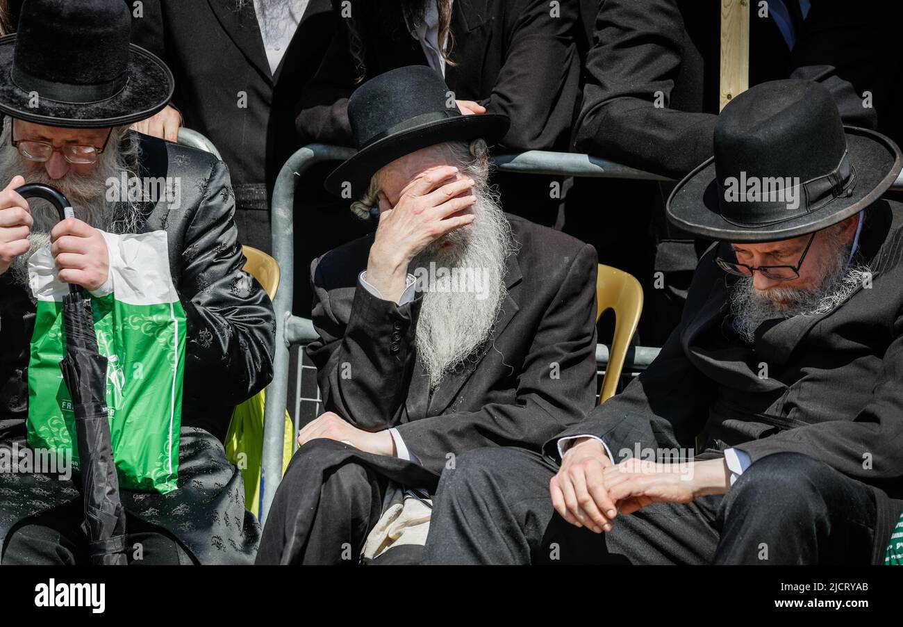 Haredi school uk hi-res stock photography and images - Alamy