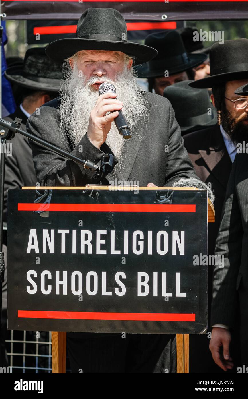 British jews hi-res stock photography and images - Alamy