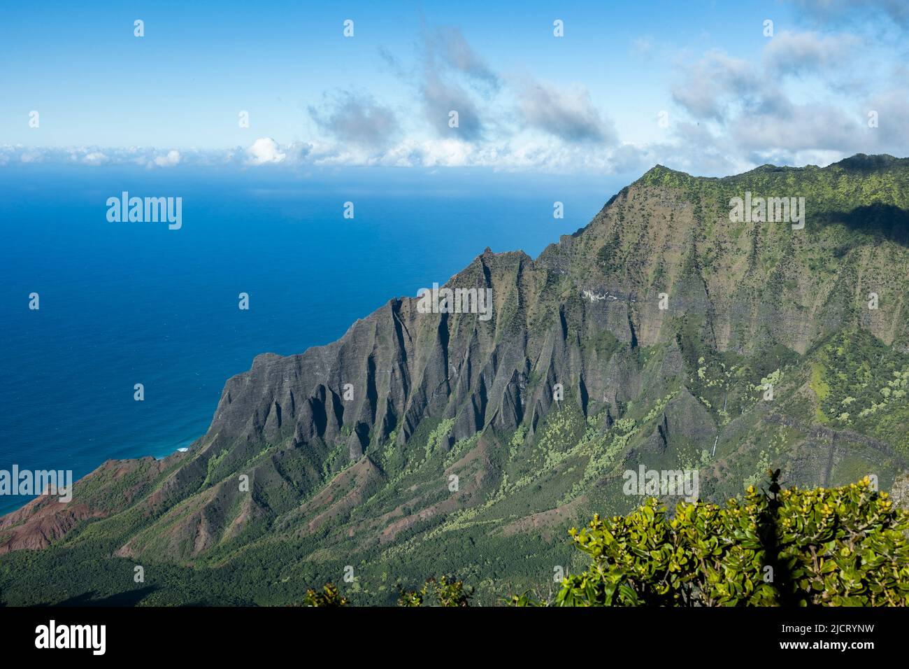 Landscape view of the Na Pali Coast Line Stock Photo - Alamy