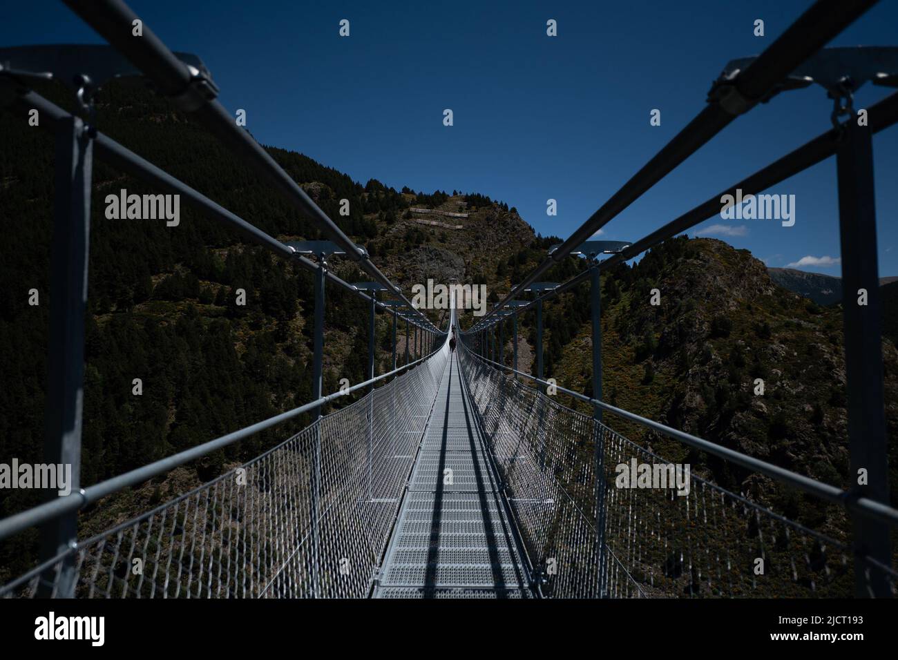 Longest Tibetan bridge in Europe, 600 meters long and 200 meters high ...