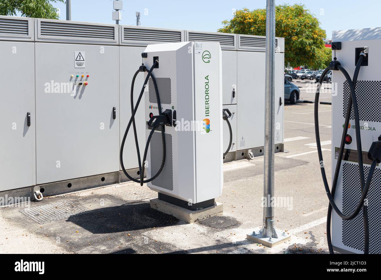 ALFAFAR, SPAIN - JUNE 06, 2022: Electric car charging station powered ...