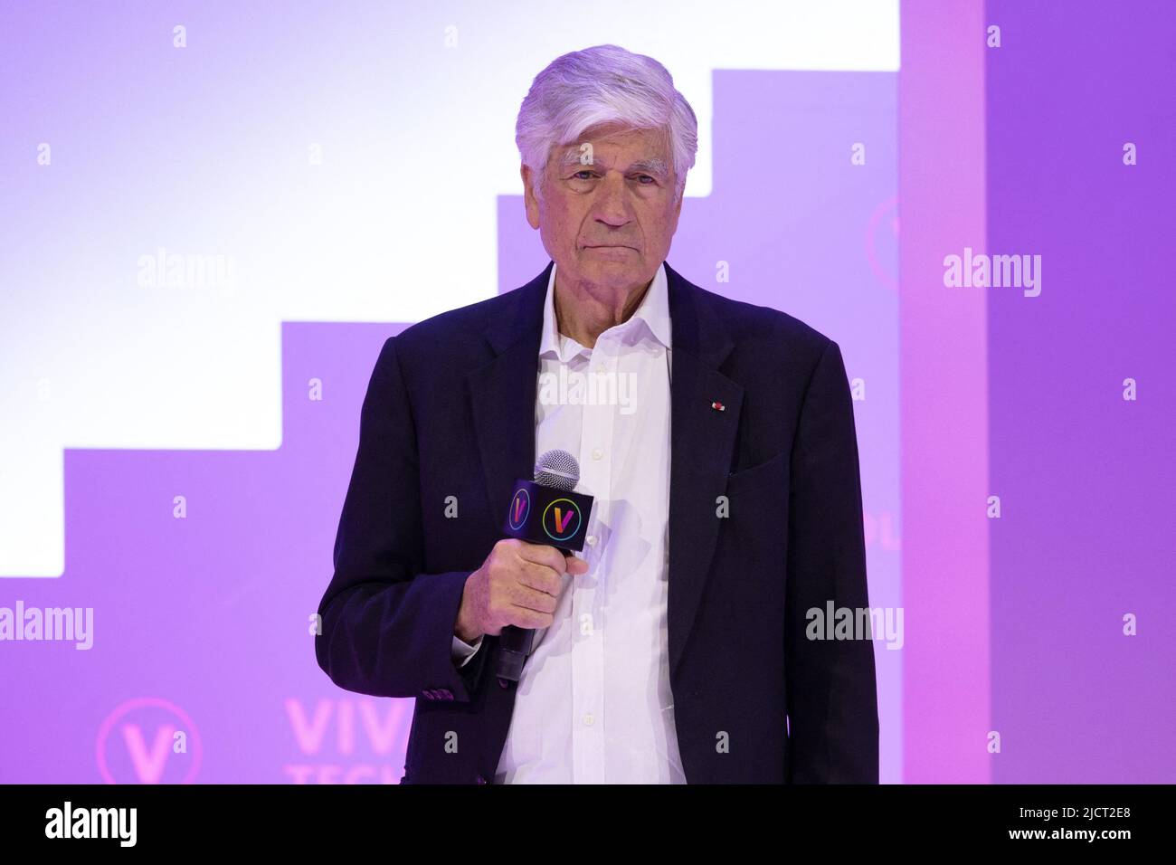 Paris, France, June 15, 2022. Maurice Levy speaks during the Viva ...