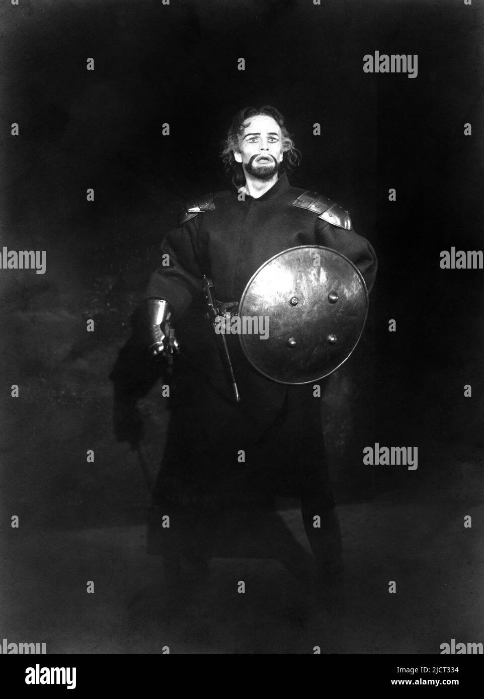 Shakespeare macbeth laurence olivier hi-res stock photography and ...