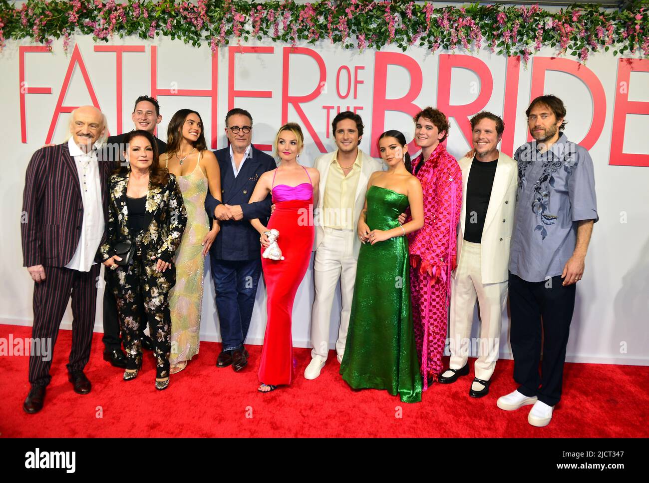 Isabela merced father of the bride miami premiere hi-res stock ...