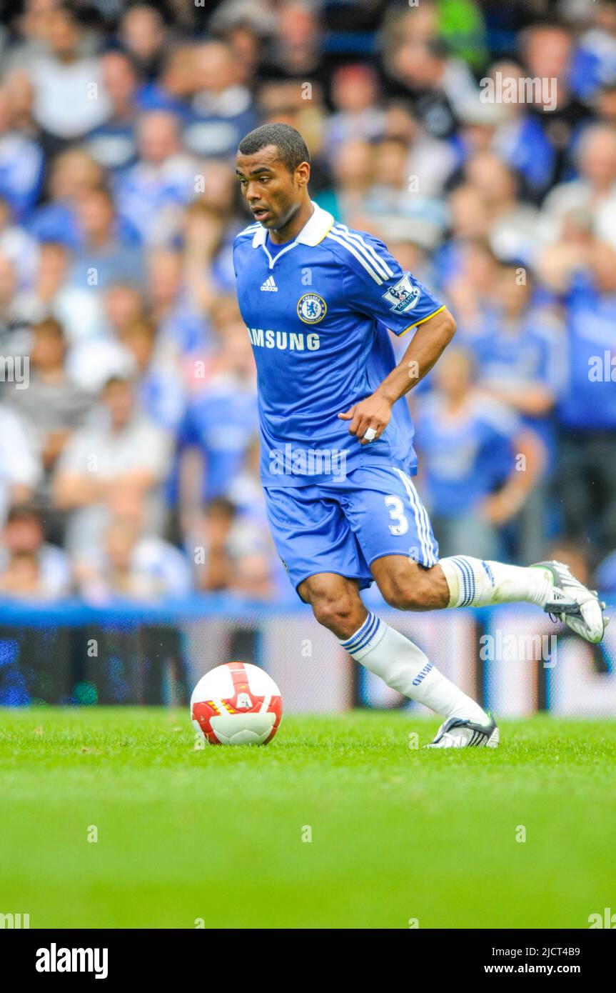 Ashley cole england chelsea hi-res stock photography and images - Alamy