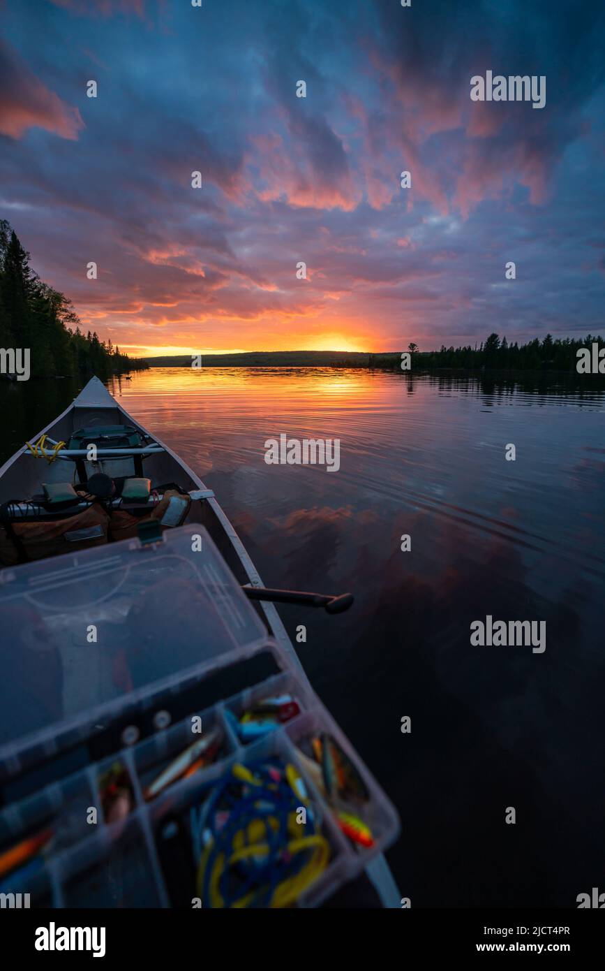 Isle royale fishing hi-res stock photography and images - Alamy