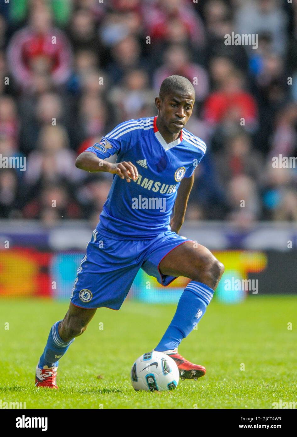 Football chelsea hi-res stock photography and images - Alamy