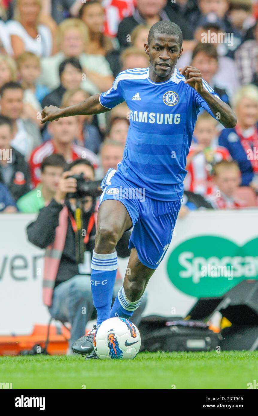 Football chelsea hi-res stock photography and images - Alamy