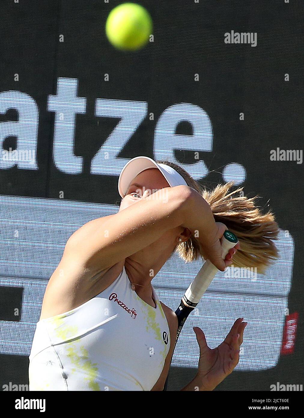 Berlin, Germany. 15th June, 2022. Tennis, WTA Tour, Round of 16 singles, women, competition, 1st ...