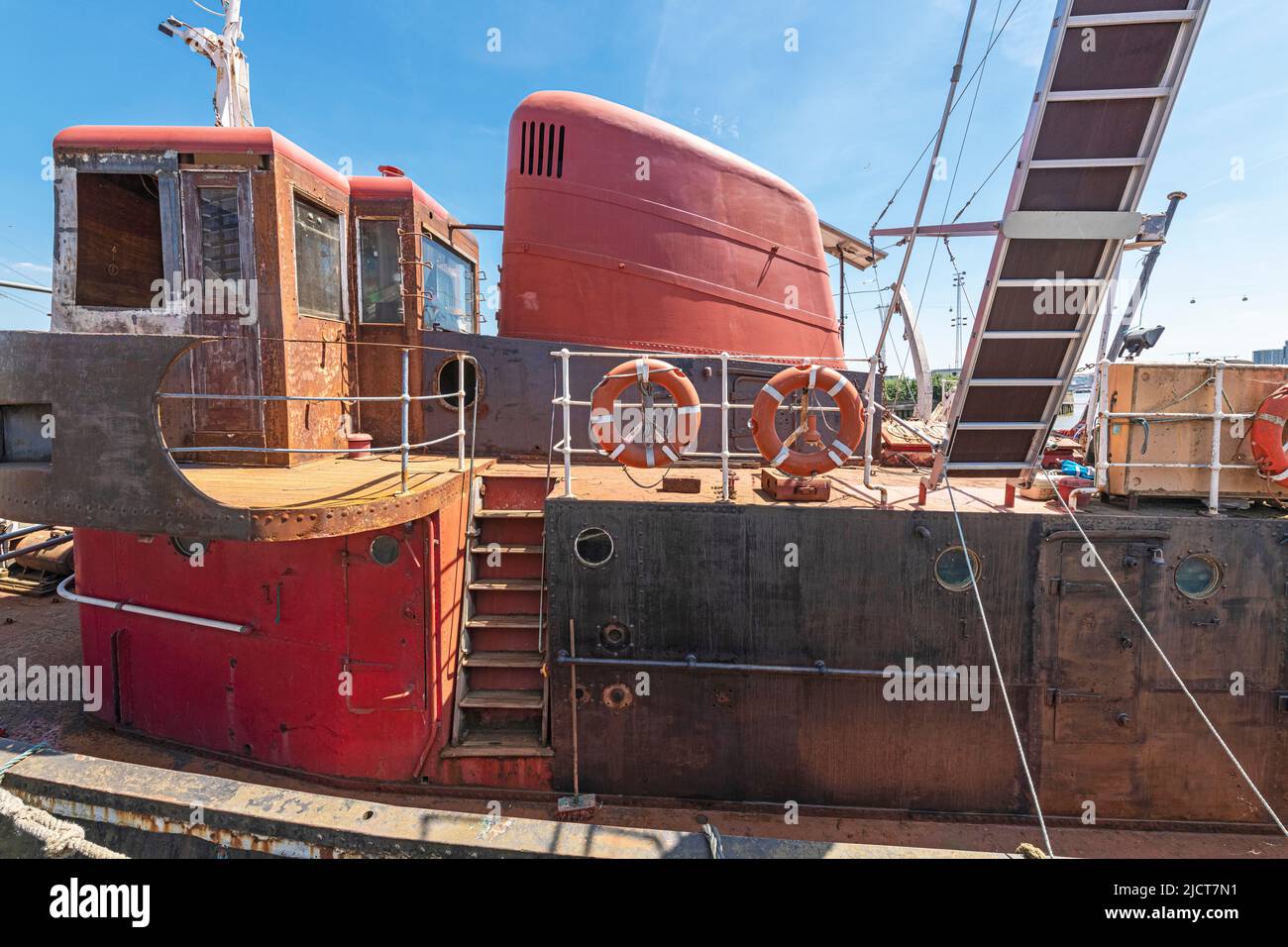 Suncrest sun xxiii hi-res stock photography and images - Alamy