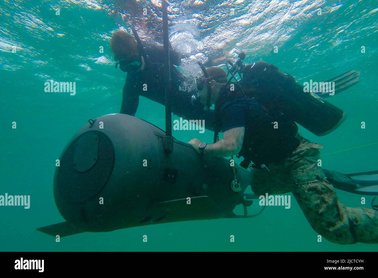 Diving propulsion device hi-res stock photography and images - Alamy