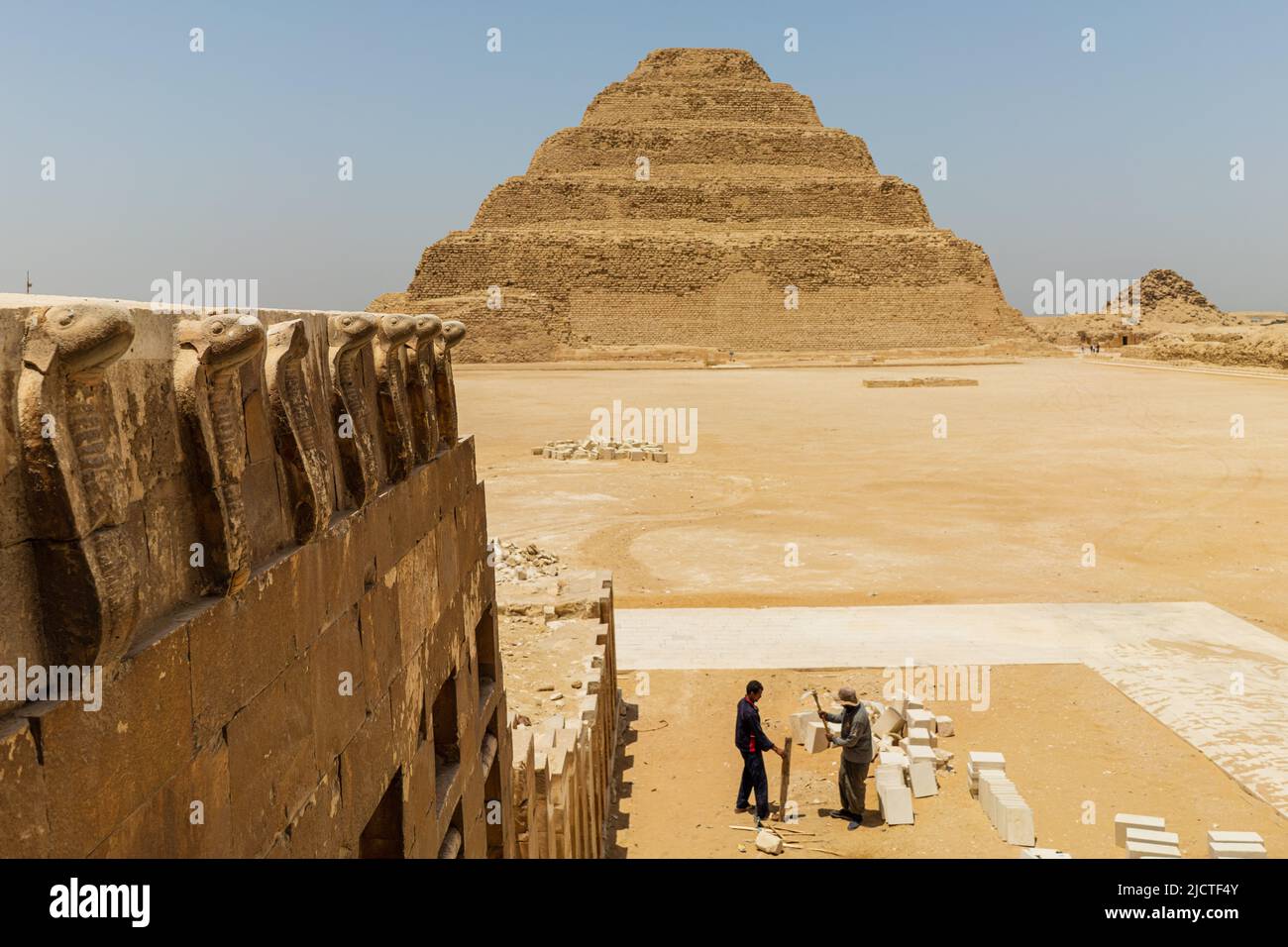 Egypt saqqara bedouin hi-res stock photography and images - Alamy