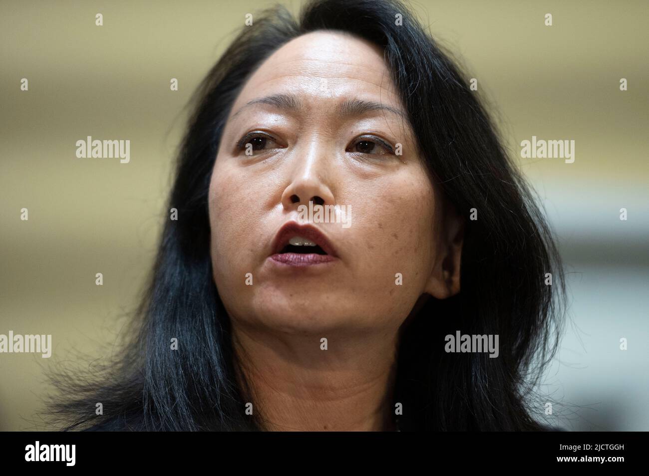 Dr lois lee hi-res stock photography and images - Alamy