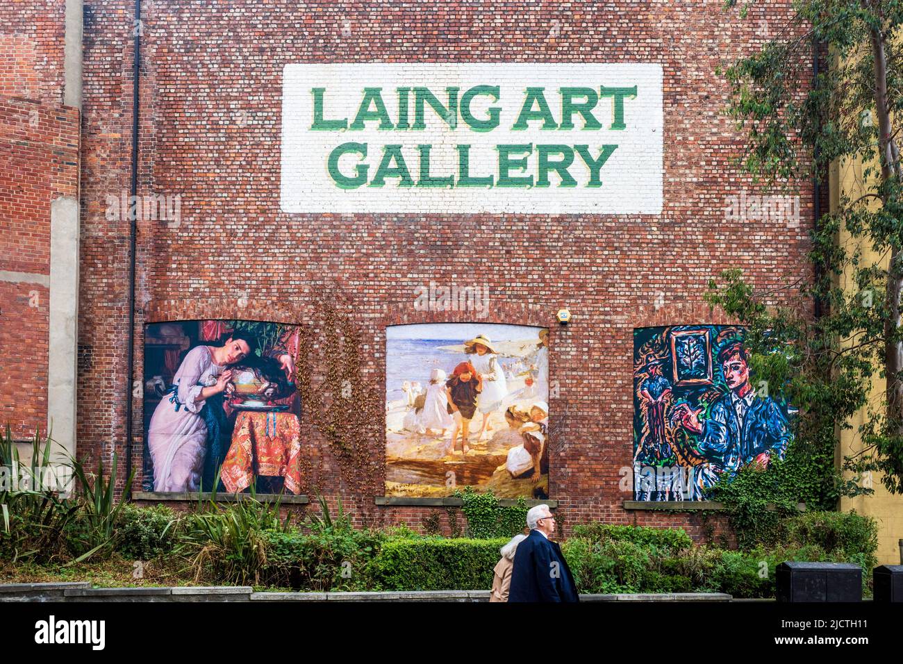 The Laing Art Gallery in Newcastle upon Tyne UK. Opened in 1902, Grade ...