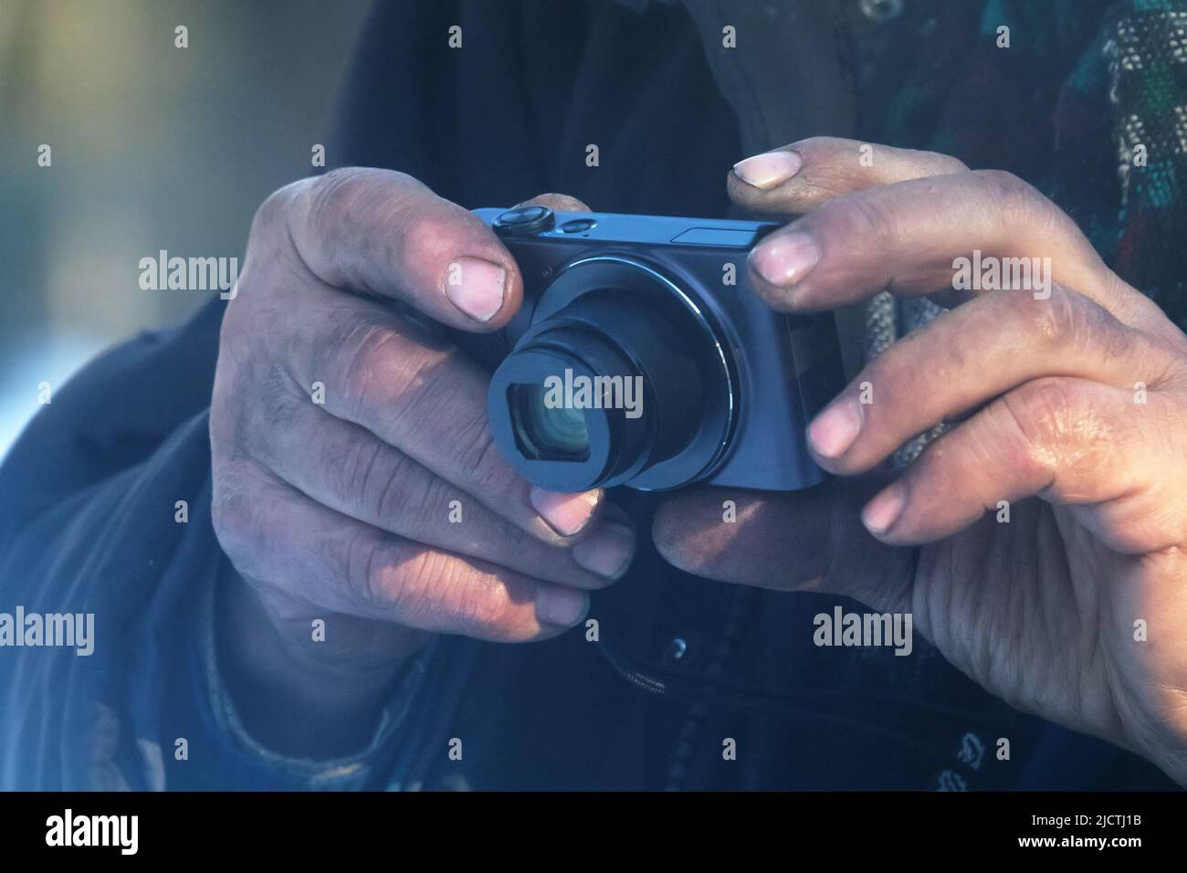 Overworked hands hi-res stock photography and images - Alamy