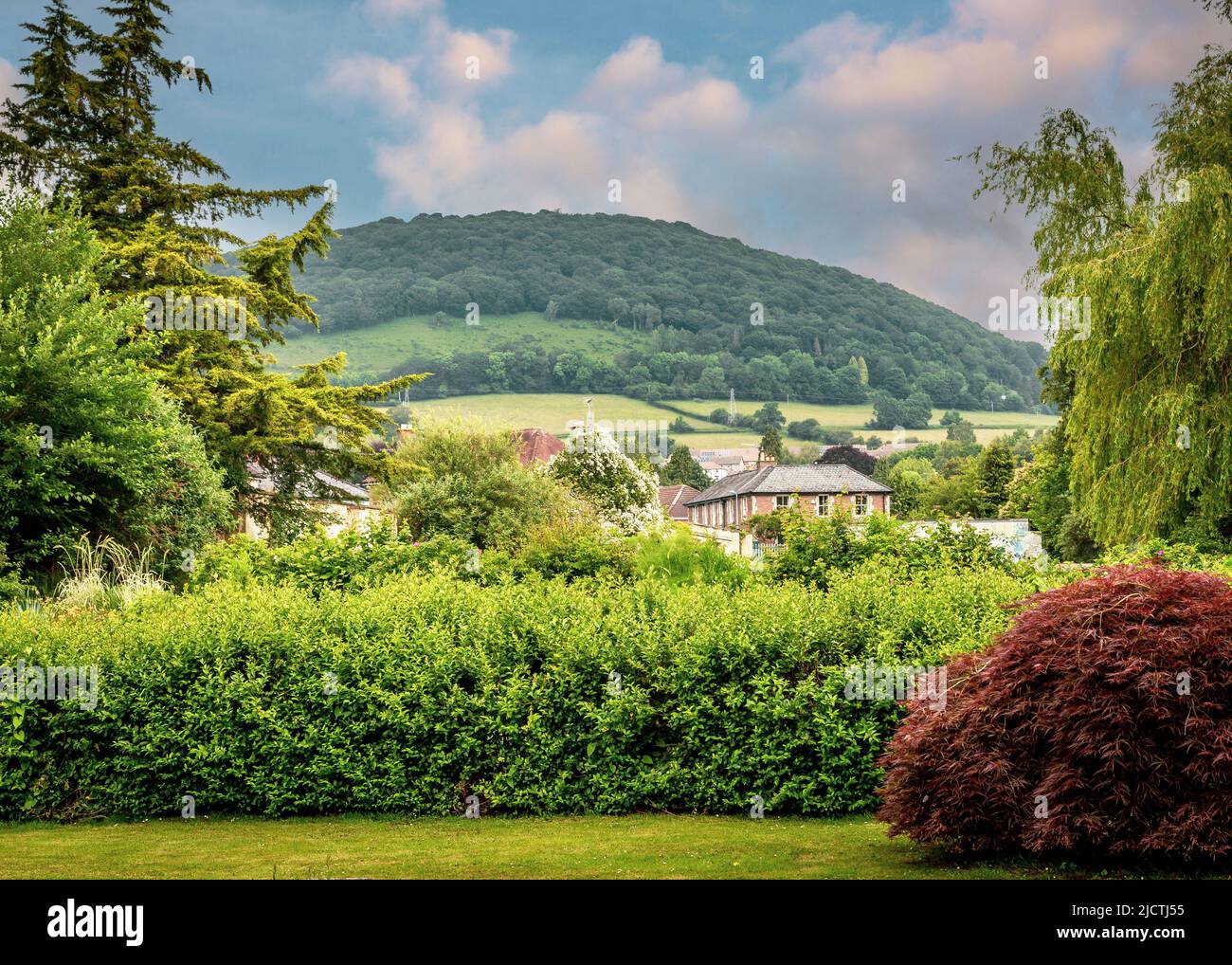 Abergavenny castle gardens hi-res stock photography and images - Alamy