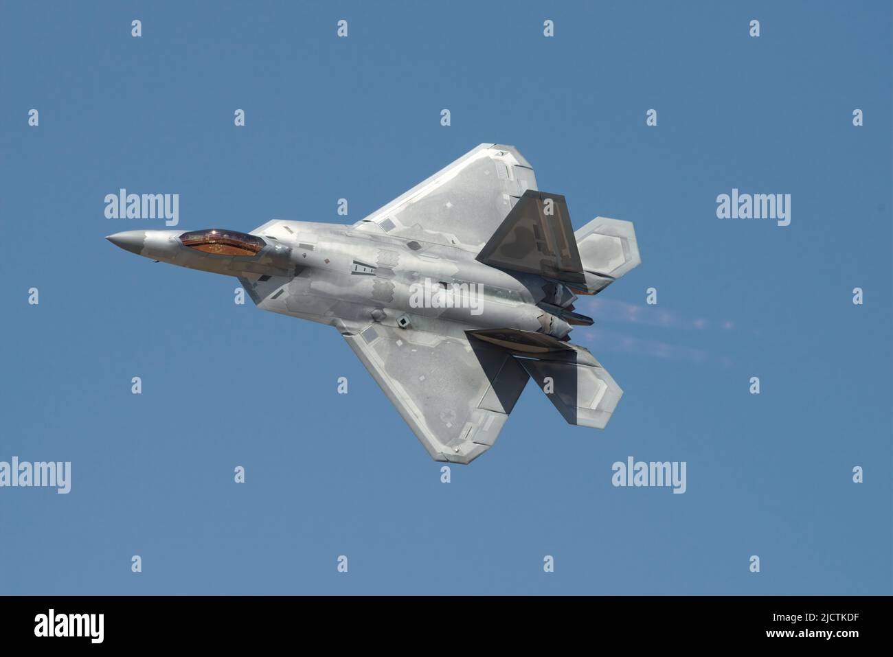 Lockheed martin f 22 raptor hi-res stock photography and images - Alamy