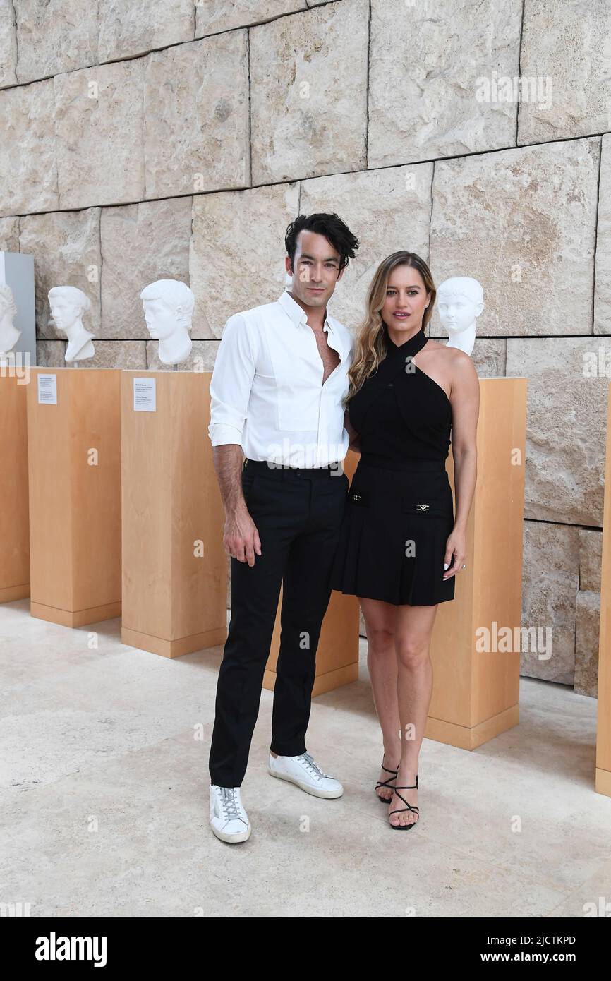 Aaron diaz and lola ponce hi-res stock photography and images - Alamy