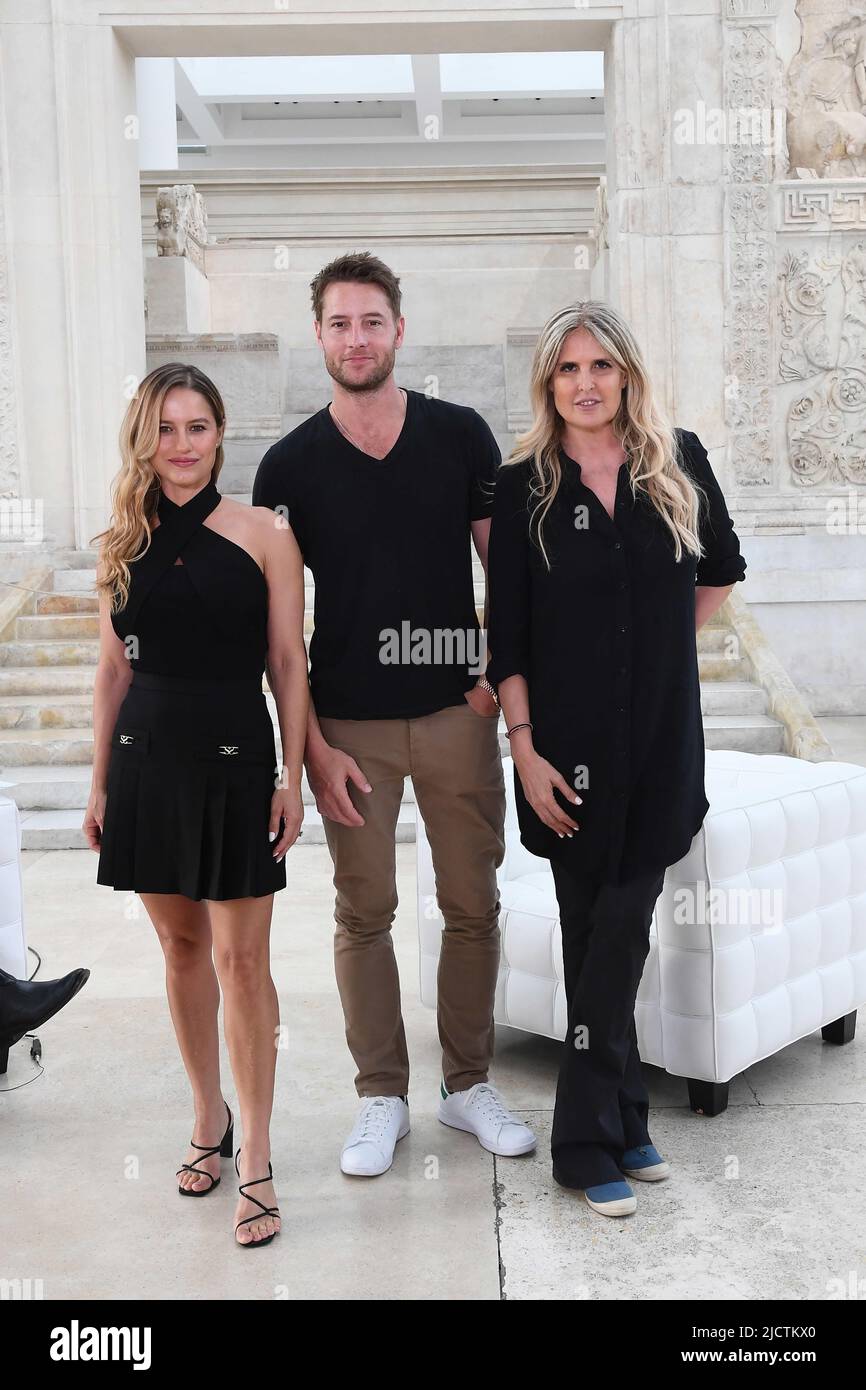 Justin hartley in hi-res stock photography and images - Alamy