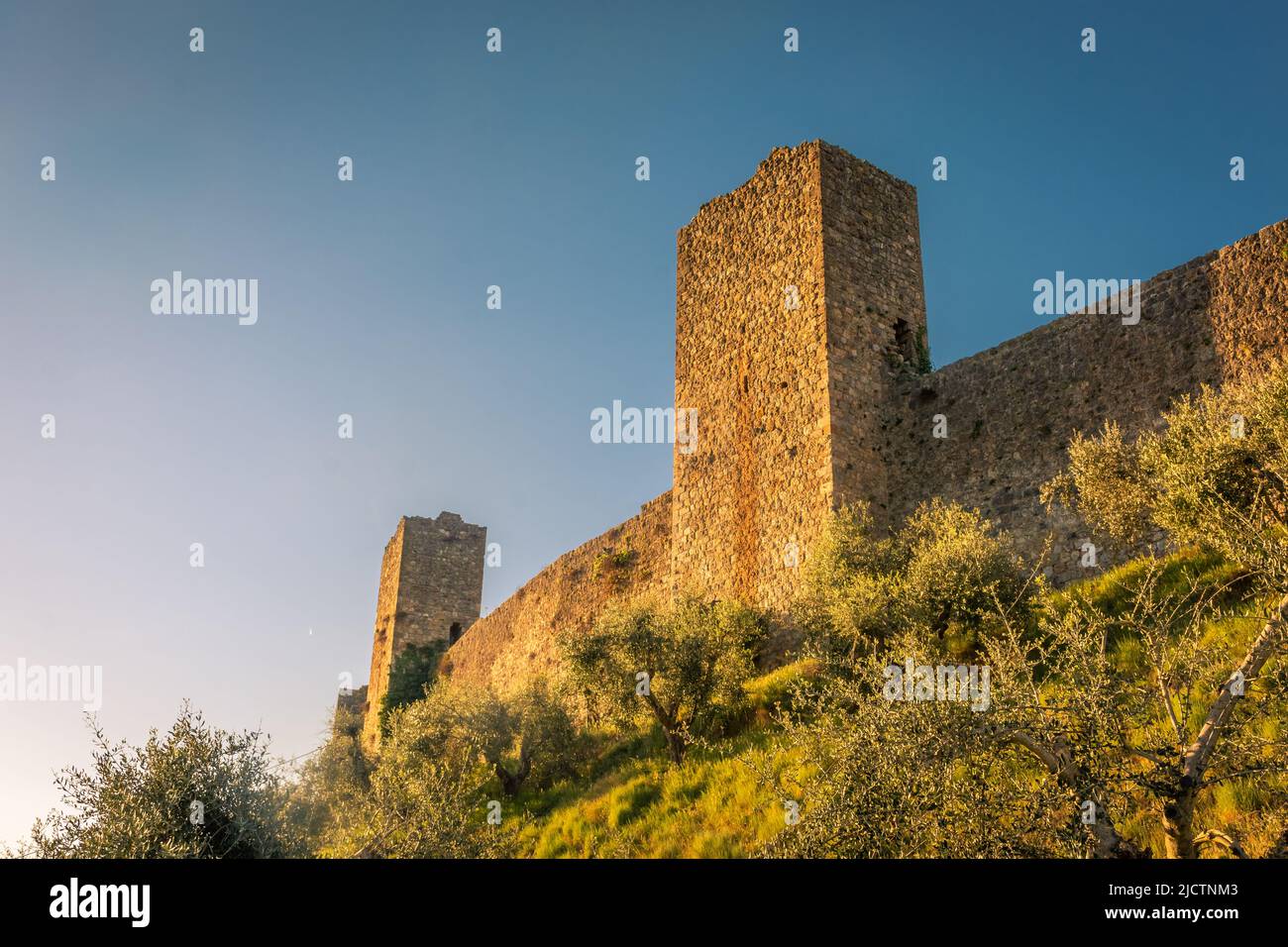 City walls monteriggioni village hi-res stock photography and images ...
