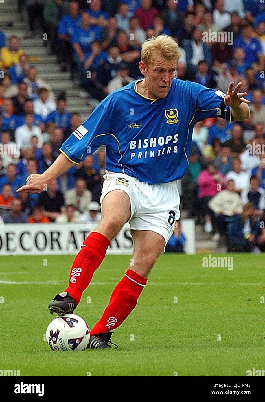 PORTSMOUTH FC ROBERT PROSINECKI PIC MIKE WALKER 2001 Stock Photo - Alamy
