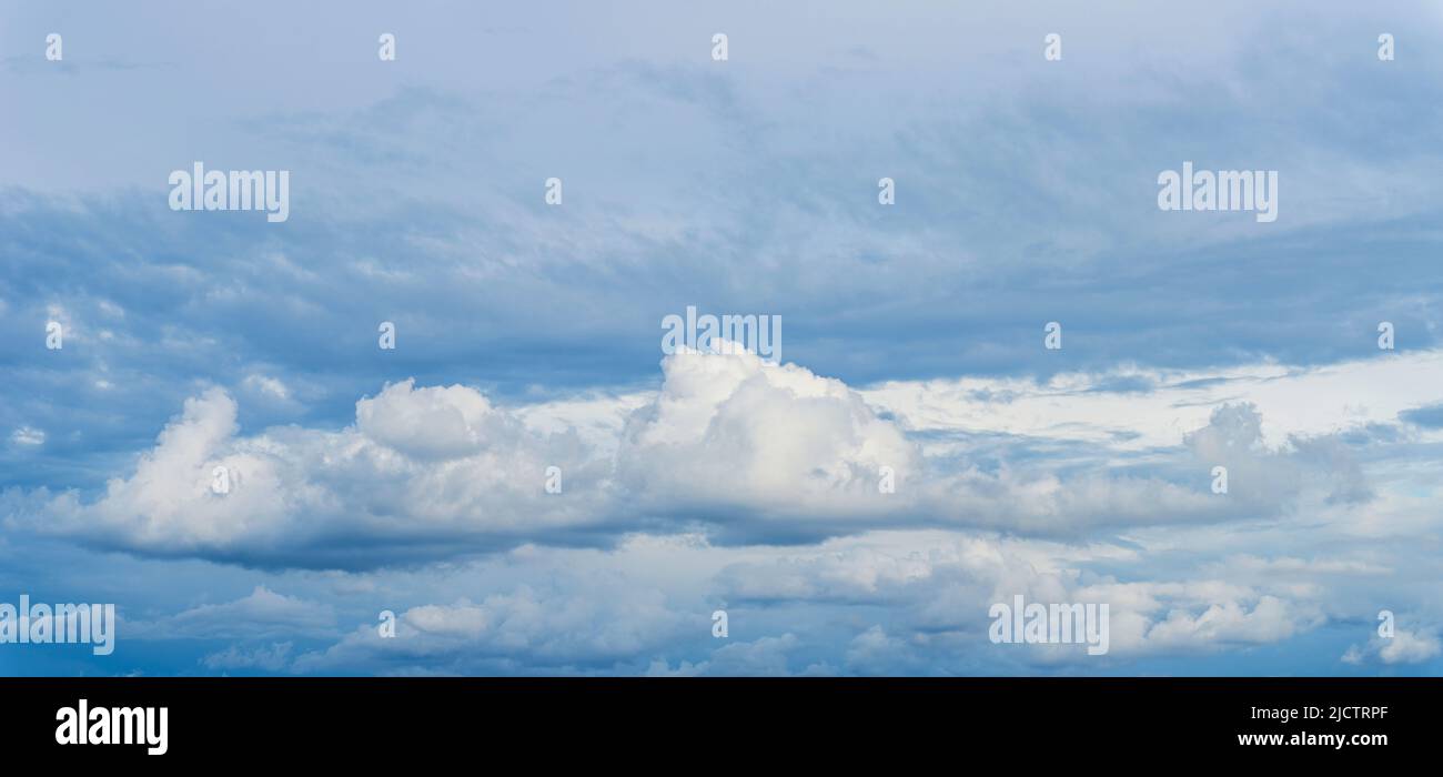 Cumulus and cumulonimbus clouds hi-res stock photography and images - Alamy