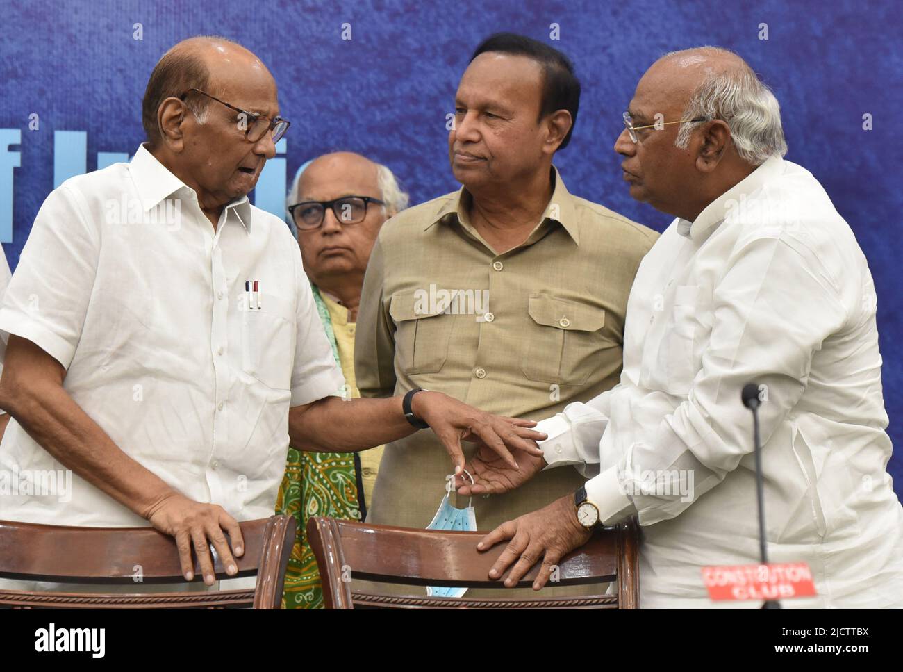 Tr baalu hi-res stock photography and images - Alamy