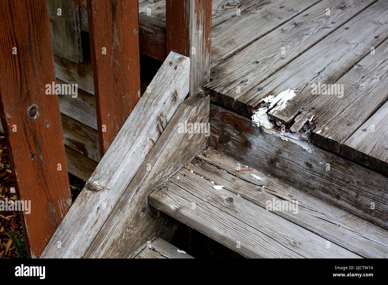 Stairs wooden staircase broken hi-res stock photography and images - Alamy